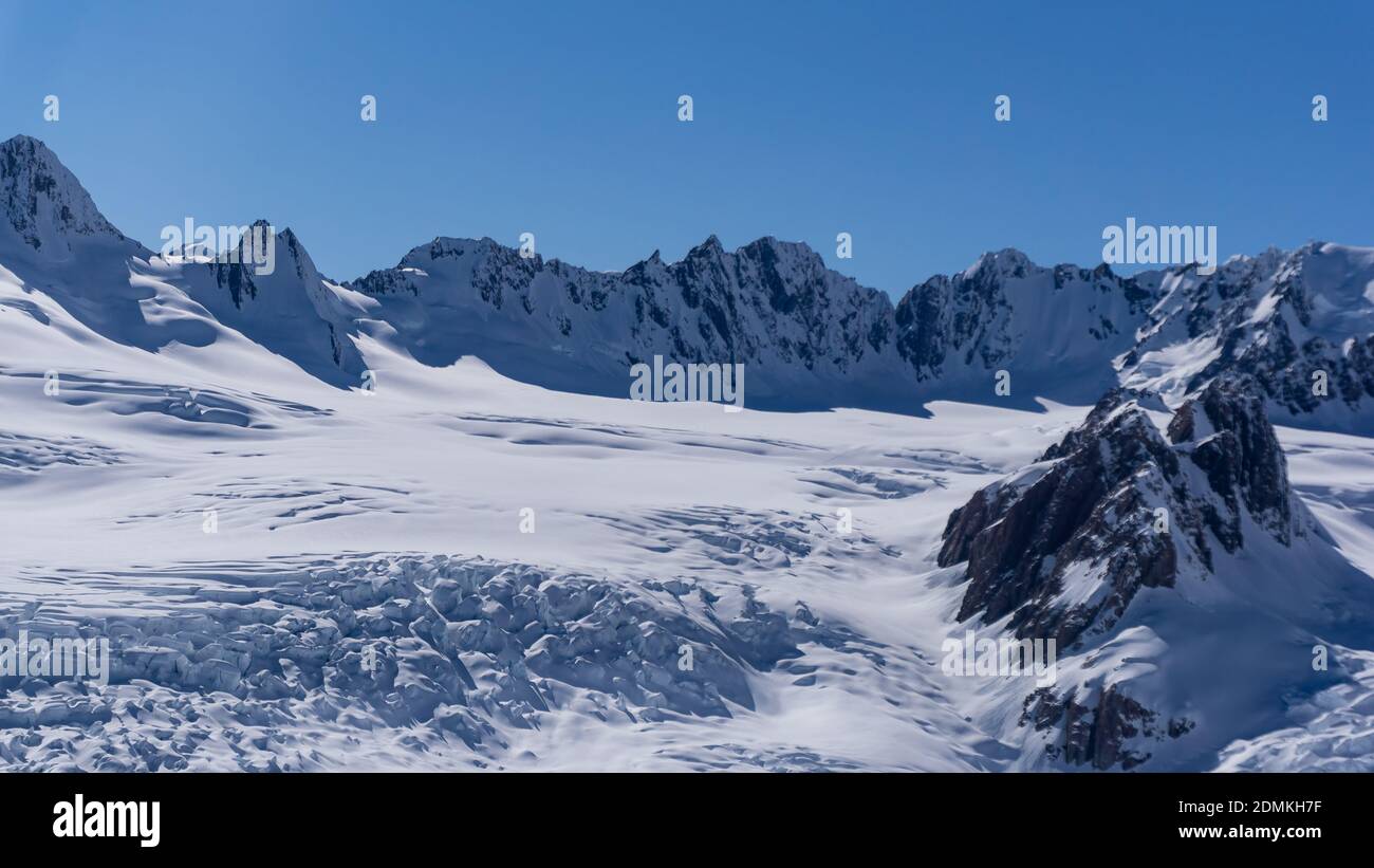 Snowy Mountain Peak in New Zealand Stock Photo - Alamy