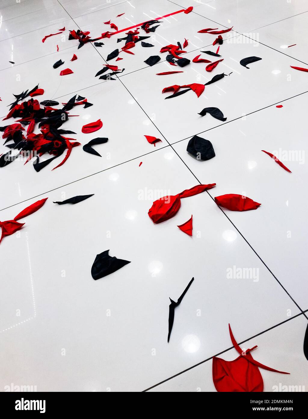 Scattered balloons hi-res stock photography and images - Alamy