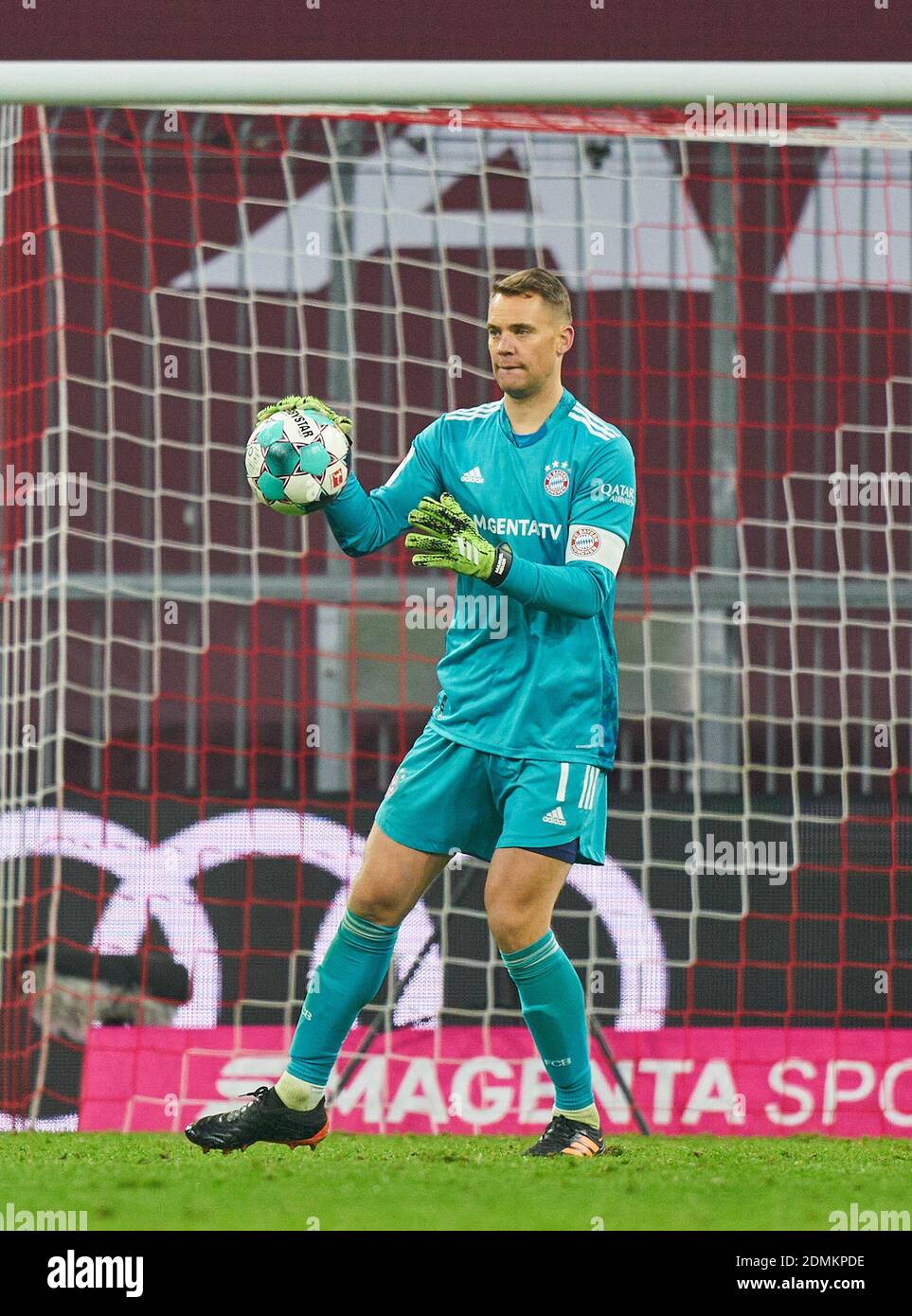 Munich, Germany. 16th Dec, 2020. Manuel NEUER, goalkeeper FCB 1 in the ...