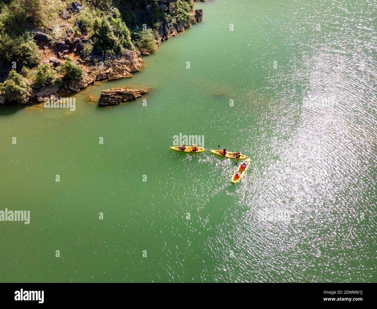 Aerial view tourists kayaking on hi-res stock photography and images ...