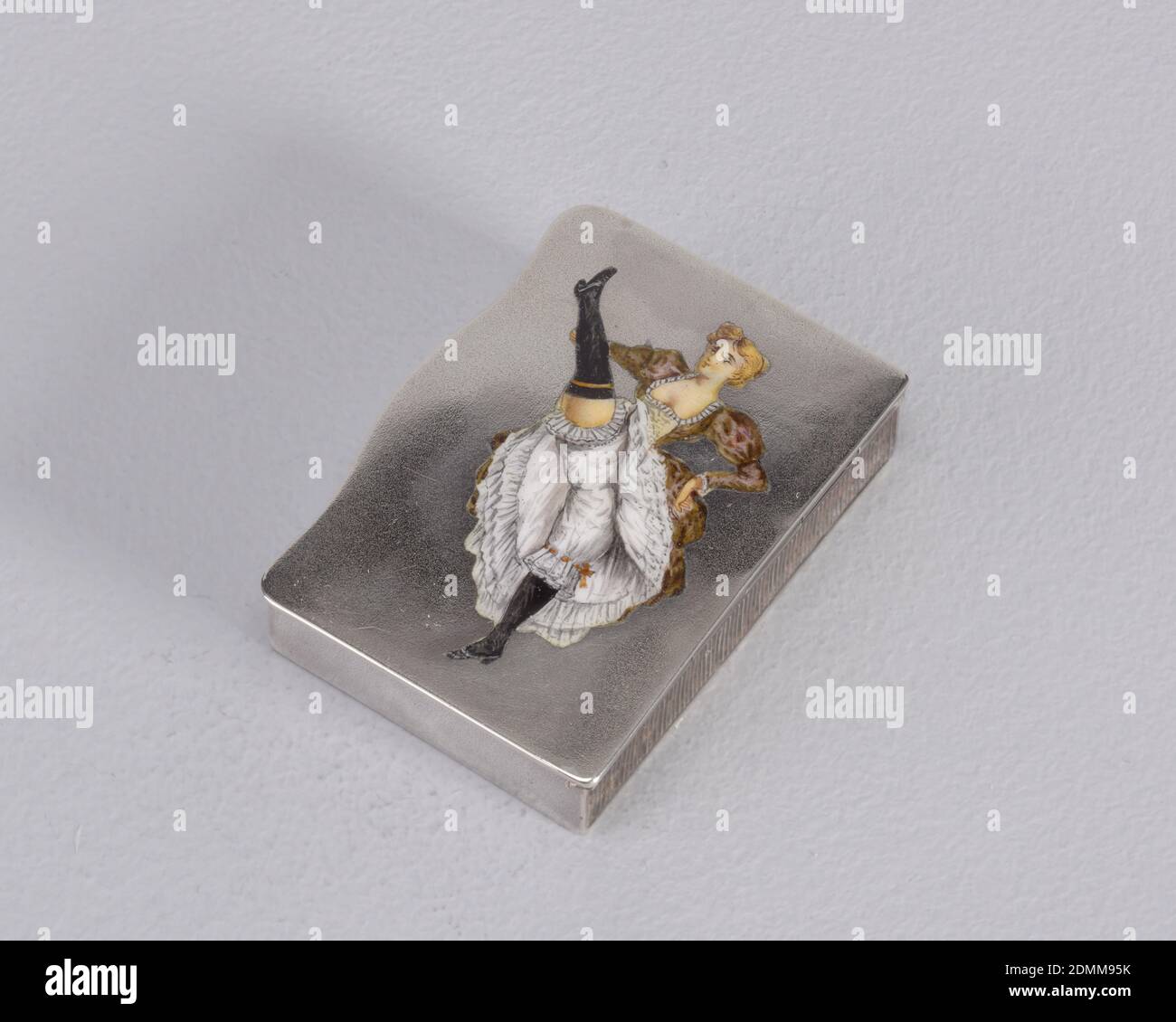 Snuff box type container hi-res stock photography and images - Alamy