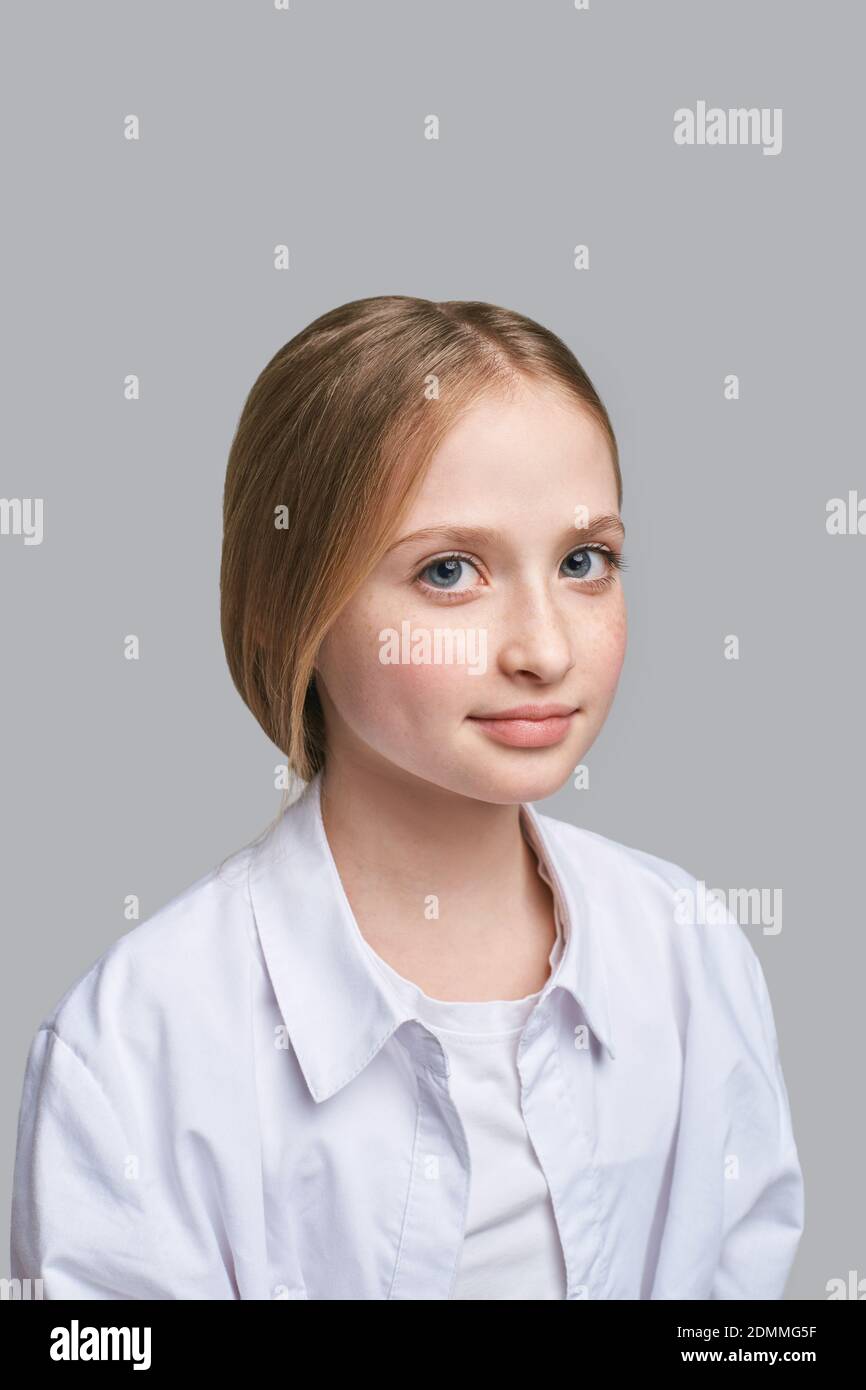 Pale face headshot High Resolution Stock Photography and Images - Alamy