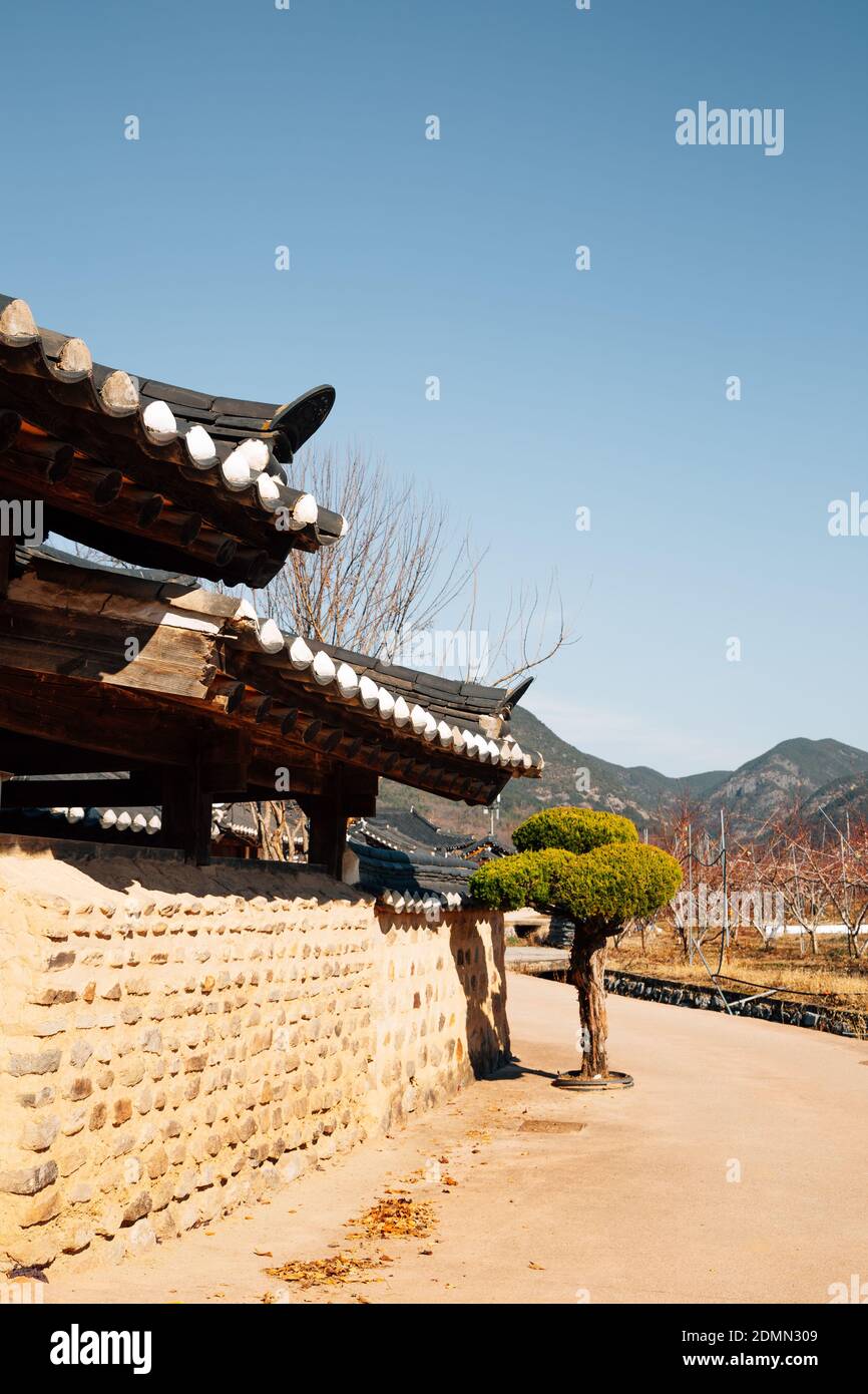 Sanun Village, Korean traditional hanok village in Uiseong, Korea Stock ...