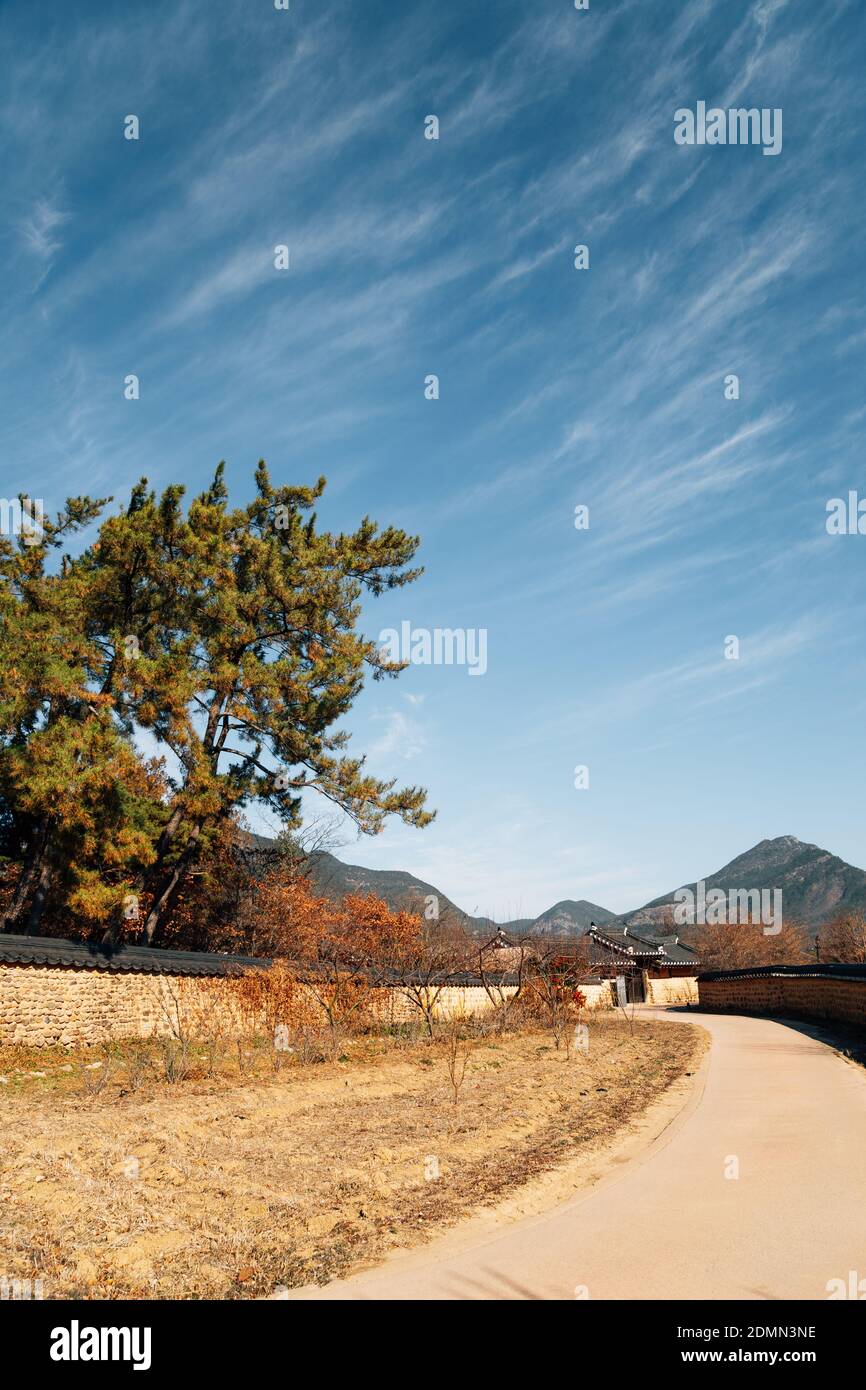 Sanun Village, Korean traditional hanok village in Uiseong, Korea Stock ...