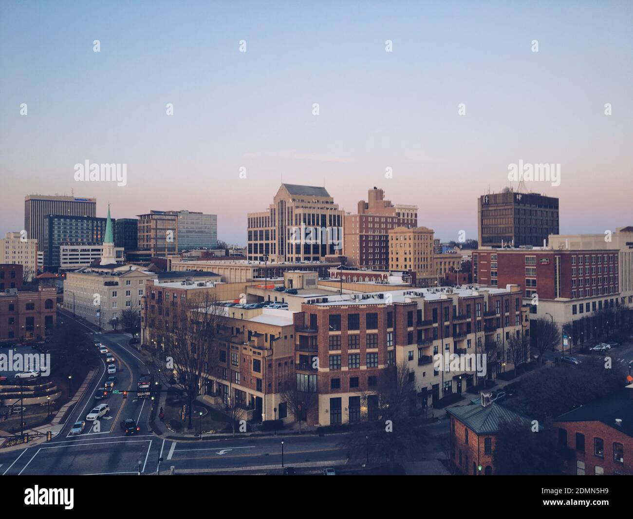 Greenville south carolina skyline hi-res stock photography and images ...
