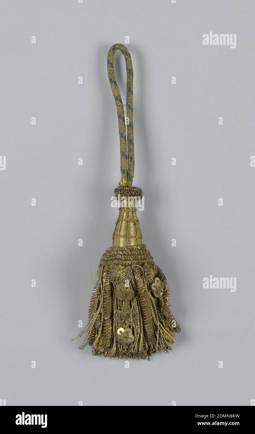 Wooden collars hi-res stock photography and images - Alamy