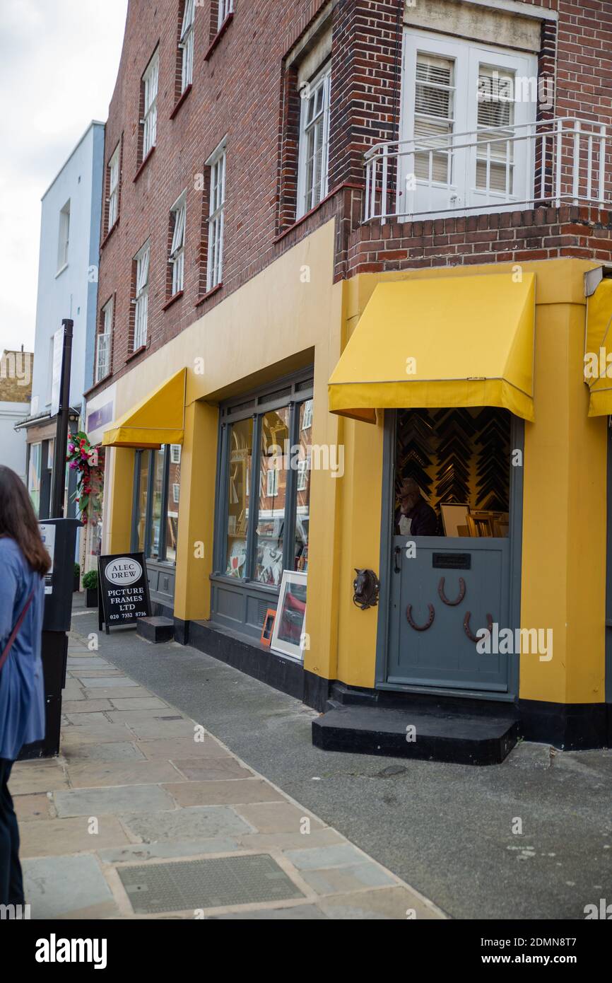 Front side of a framing shop from Chelsea, London Stock Photo - Alamy