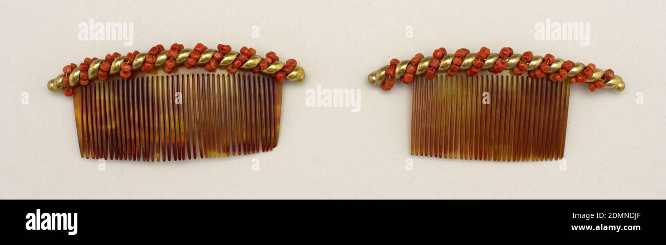 Tortoise shell side comb hi-res stock photography and images - Alamy