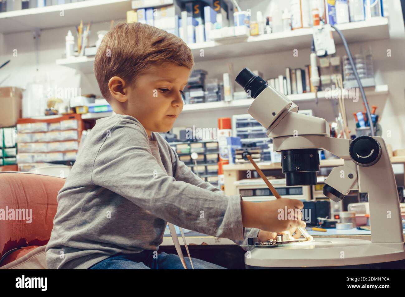 Computer cleaning lab hi-res stock photography and images - Alamy
