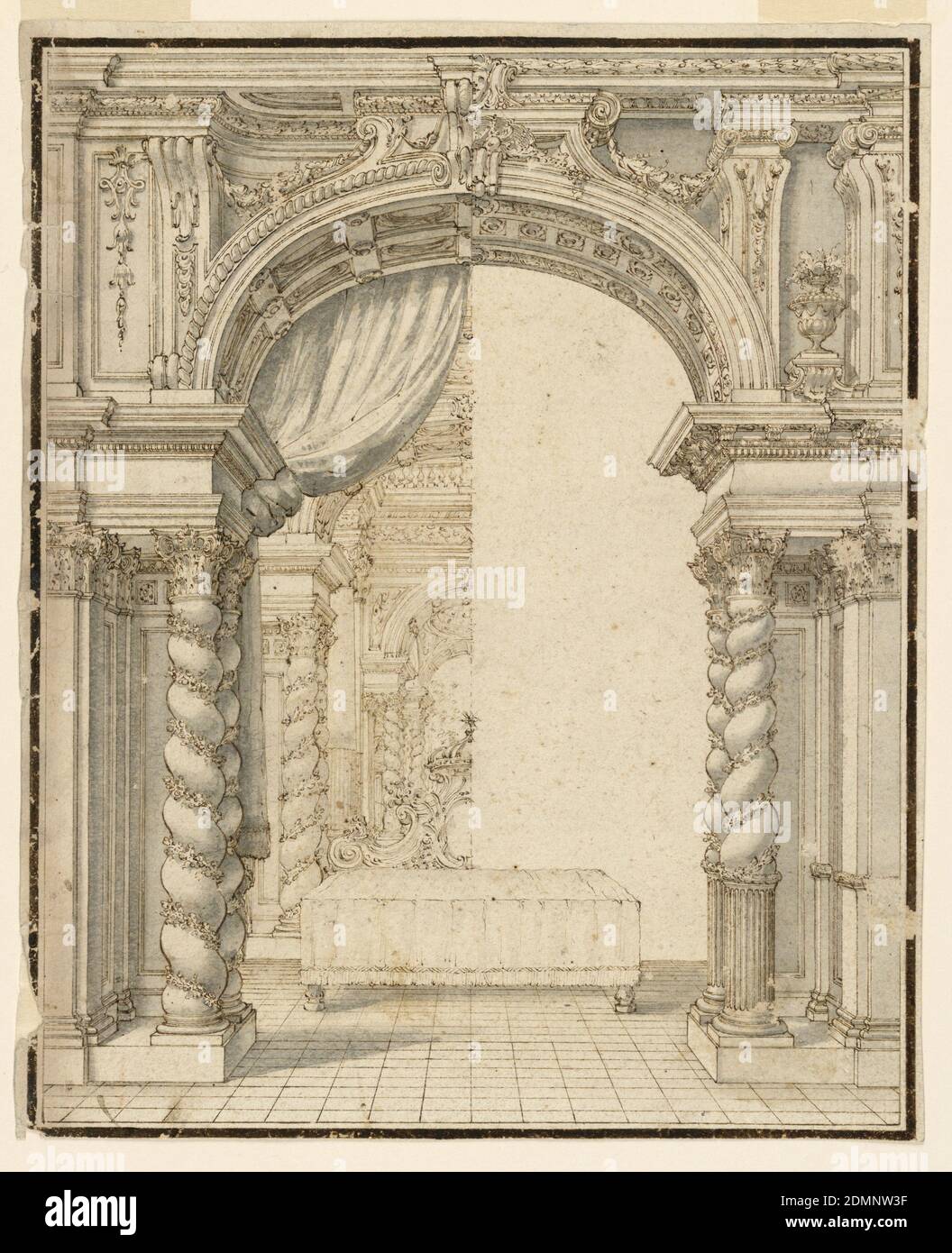 Solomonic columns hi-res stock photography and images - Alamy