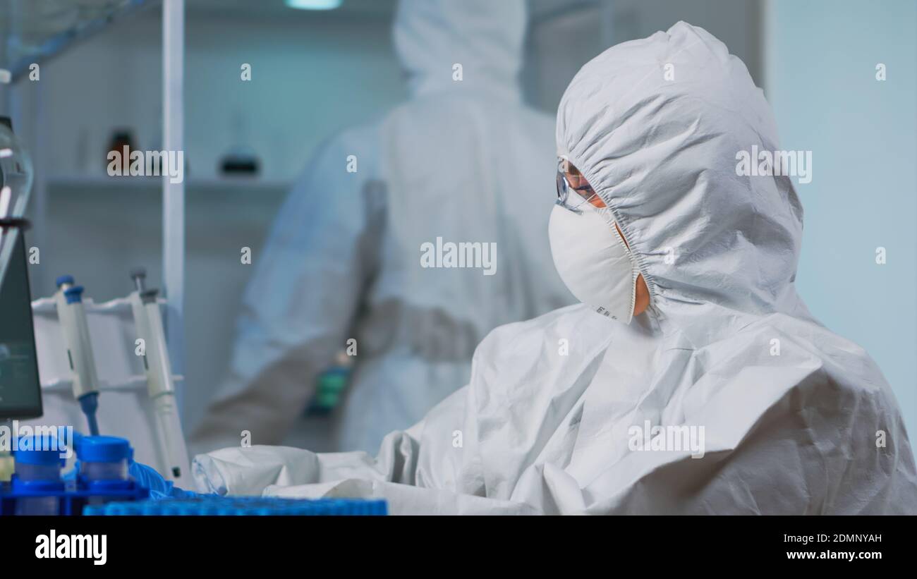 Woman in suit drugs hi-res stock photography and images - Alamy