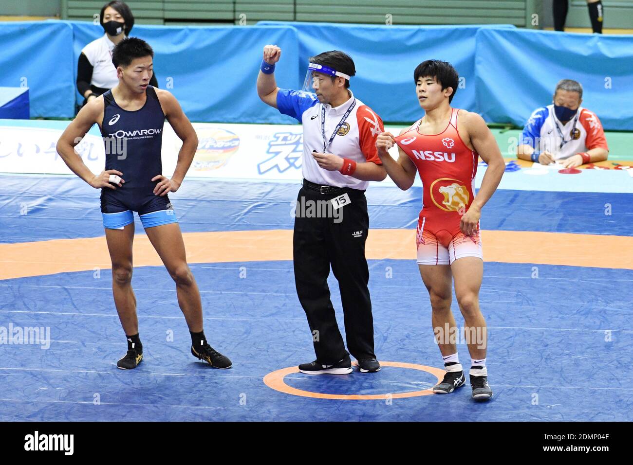 Komazawa Olympic Park Gymnasium, Tokyo, Japan. 17th Dec, 2020. (L-R ...