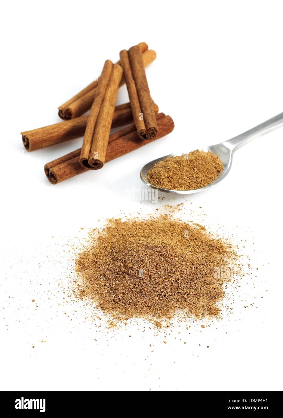 Cinnamon Bark and Powder, cinnamomum zeylanicum against White ...