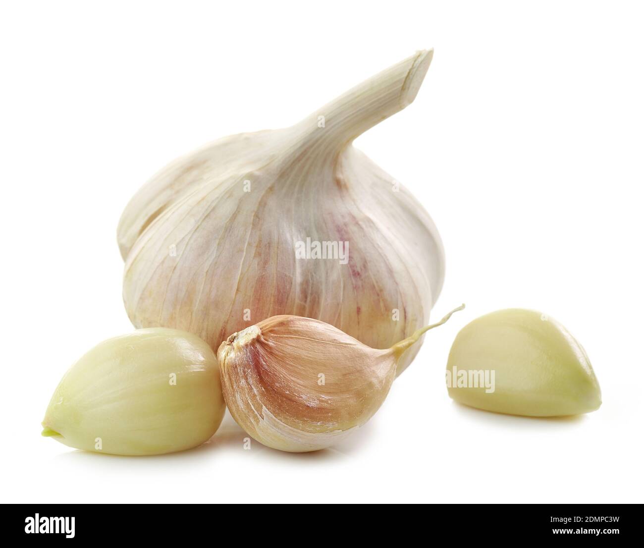 fresh raw garlic isolated on white background Stock Photo - Alamy
