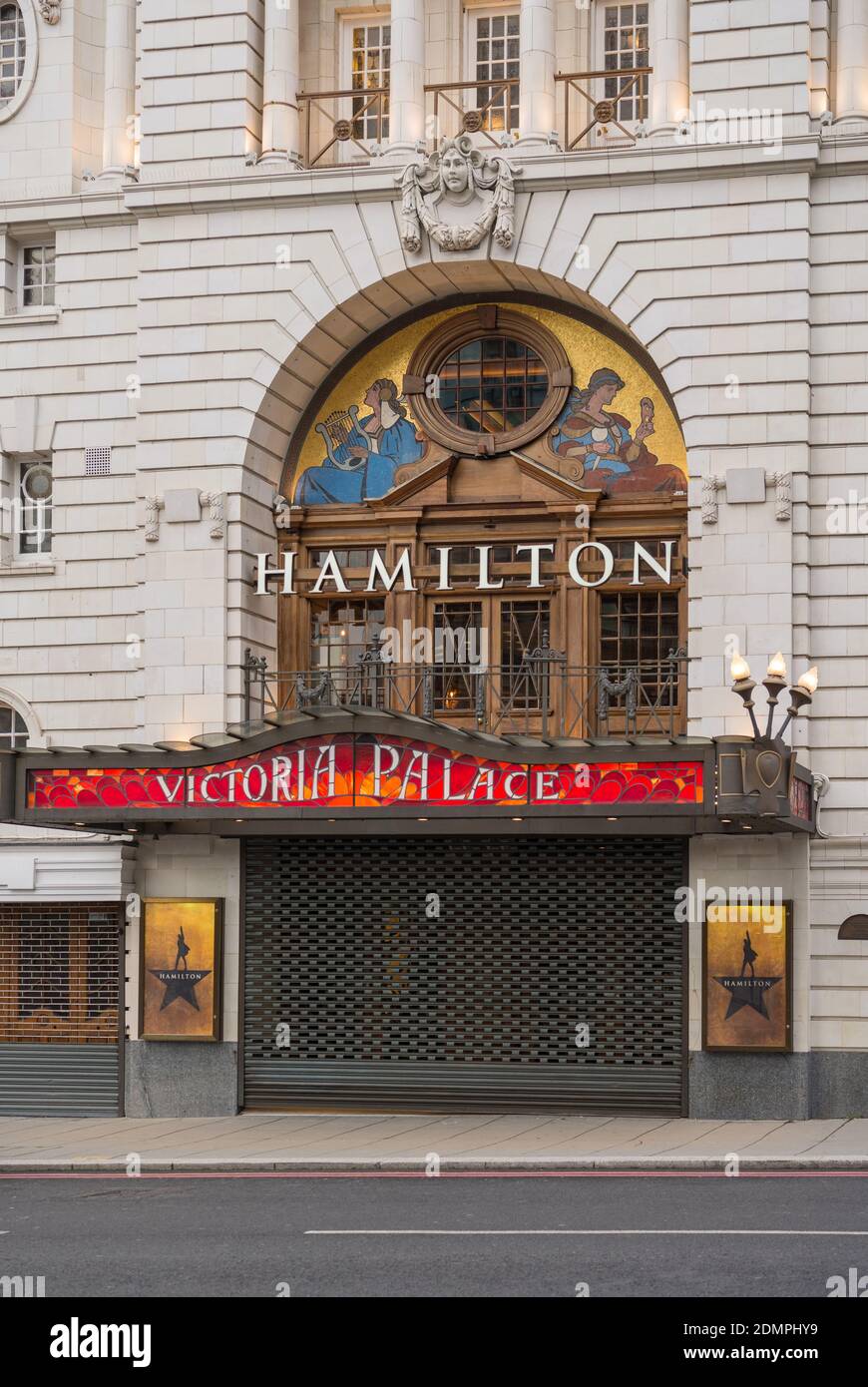 Victoria Palace theatre, London, England, UK Stock Photo - Alamy