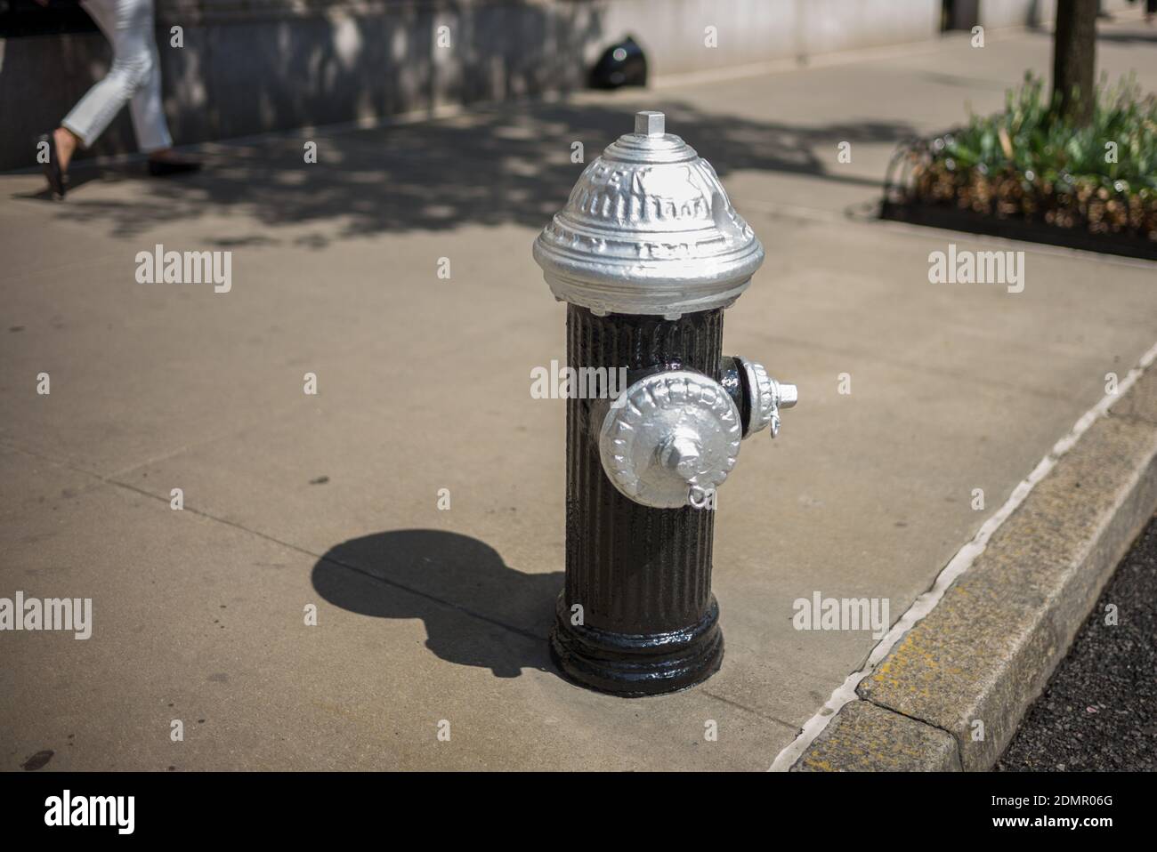 New york city fire hydrant hi-res stock photography and images - Alamy