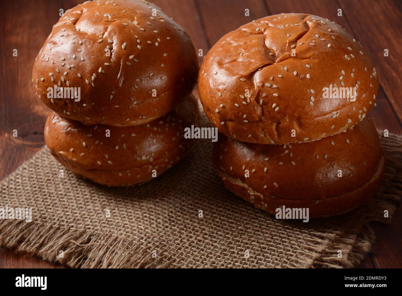 Black toast rack hi-res stock photography and images - Alamy