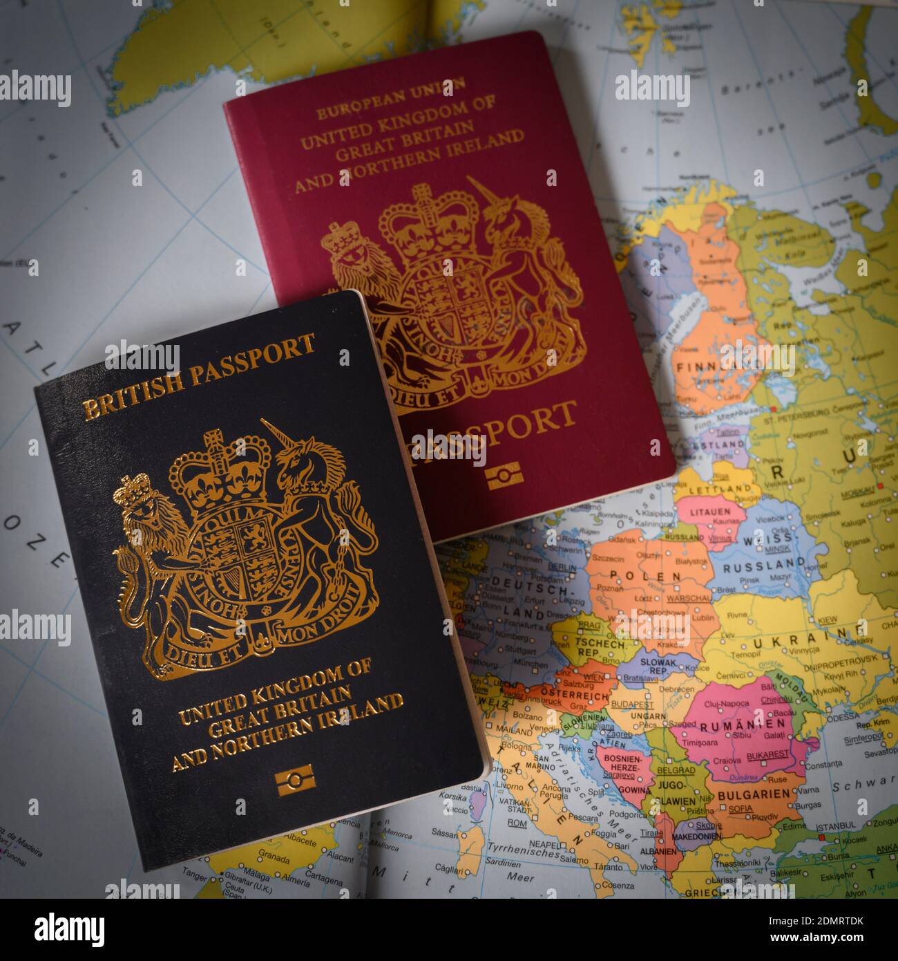 Old new british passport hi-res stock photography and images - Alamy