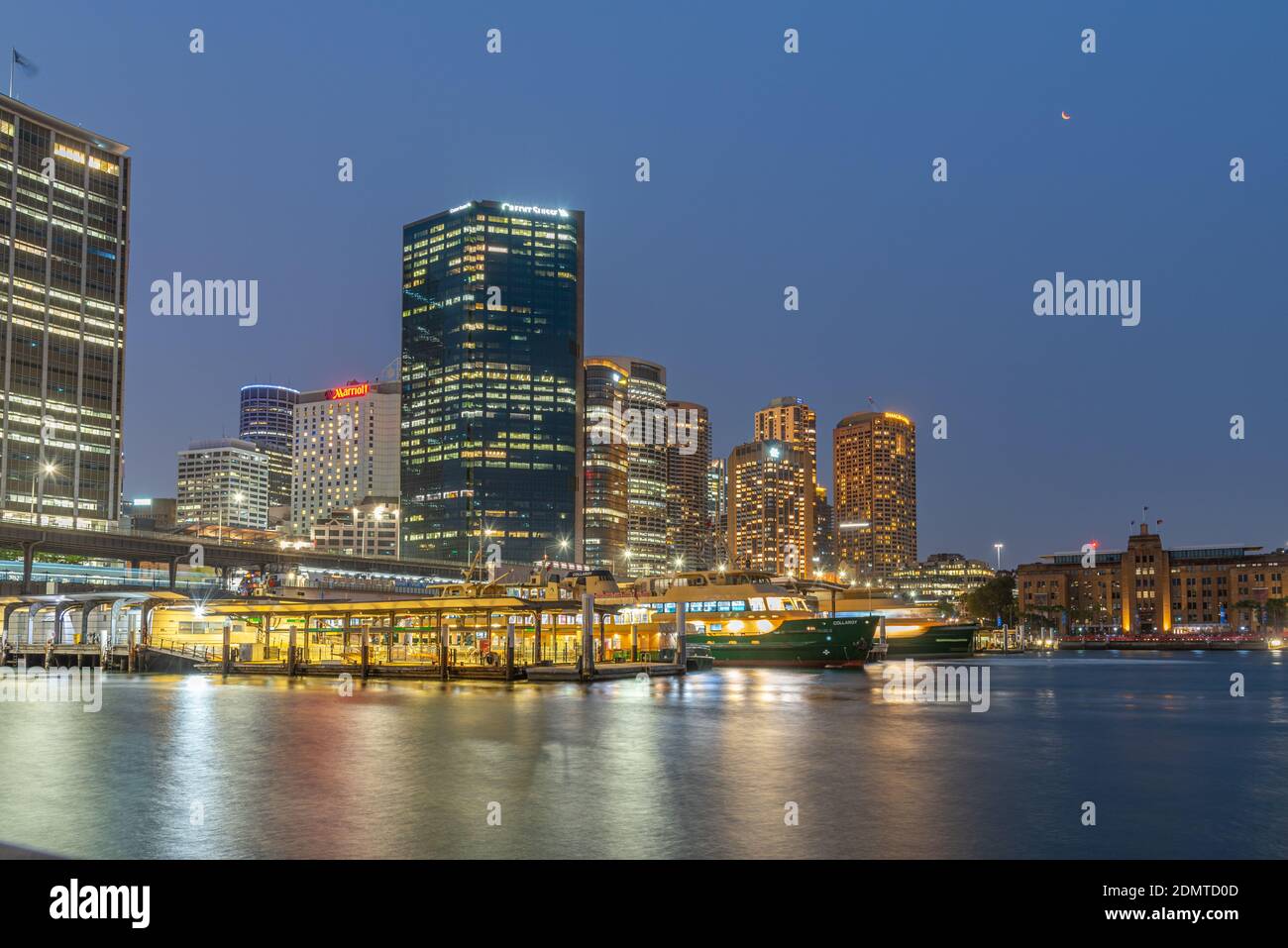 SYDNEY, AUSTRALIA, DECEMBER 30, 2019: Night view of Circular quay in ...