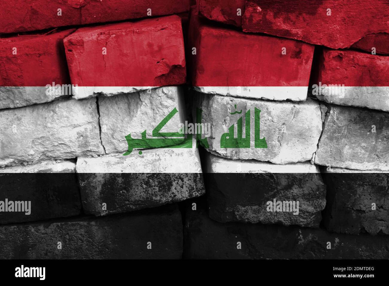 Iraq flag painted on brick wall Stock Photo - Alamy