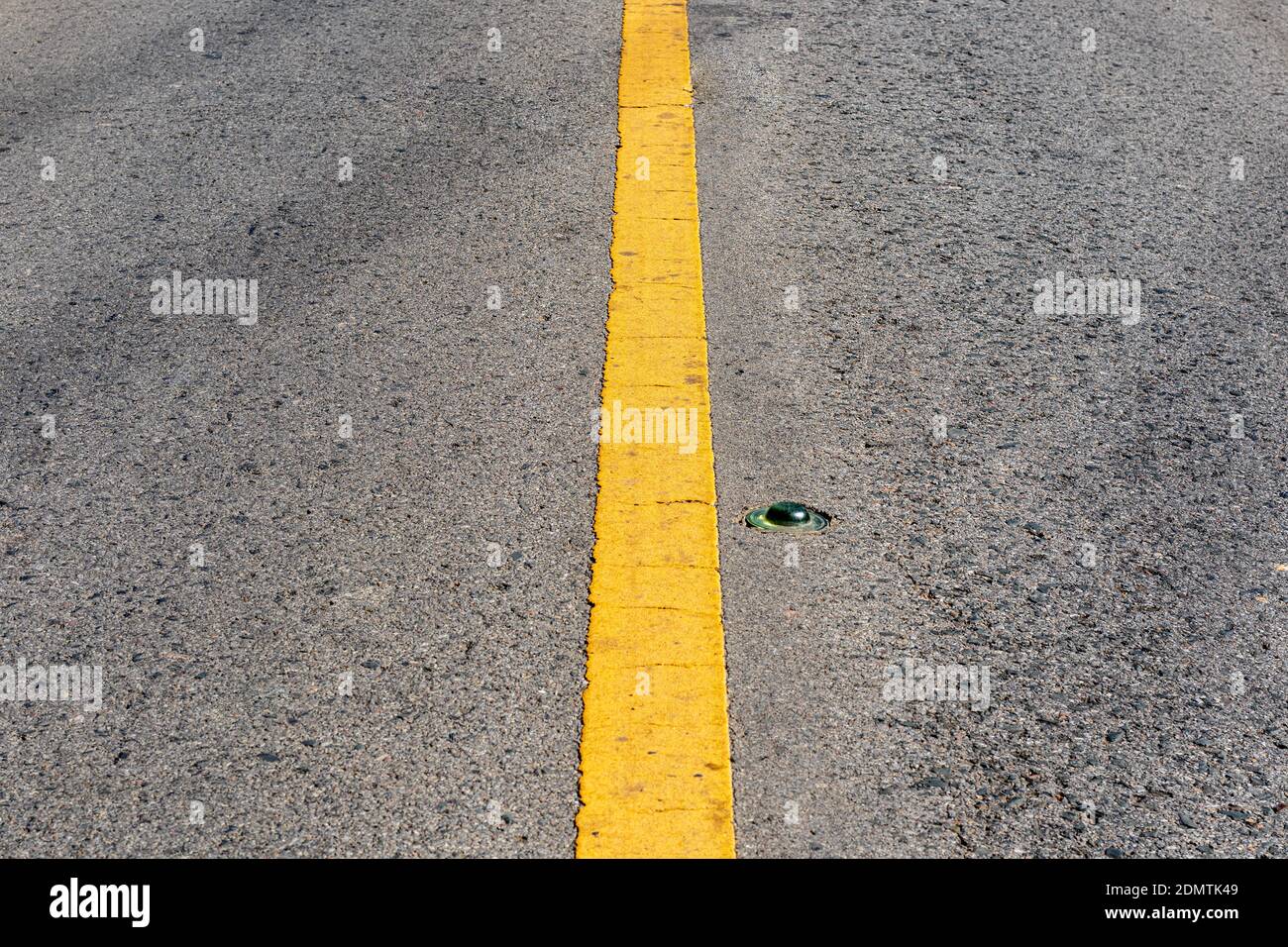 Double track driveway hi-res stock photography and images - Alamy