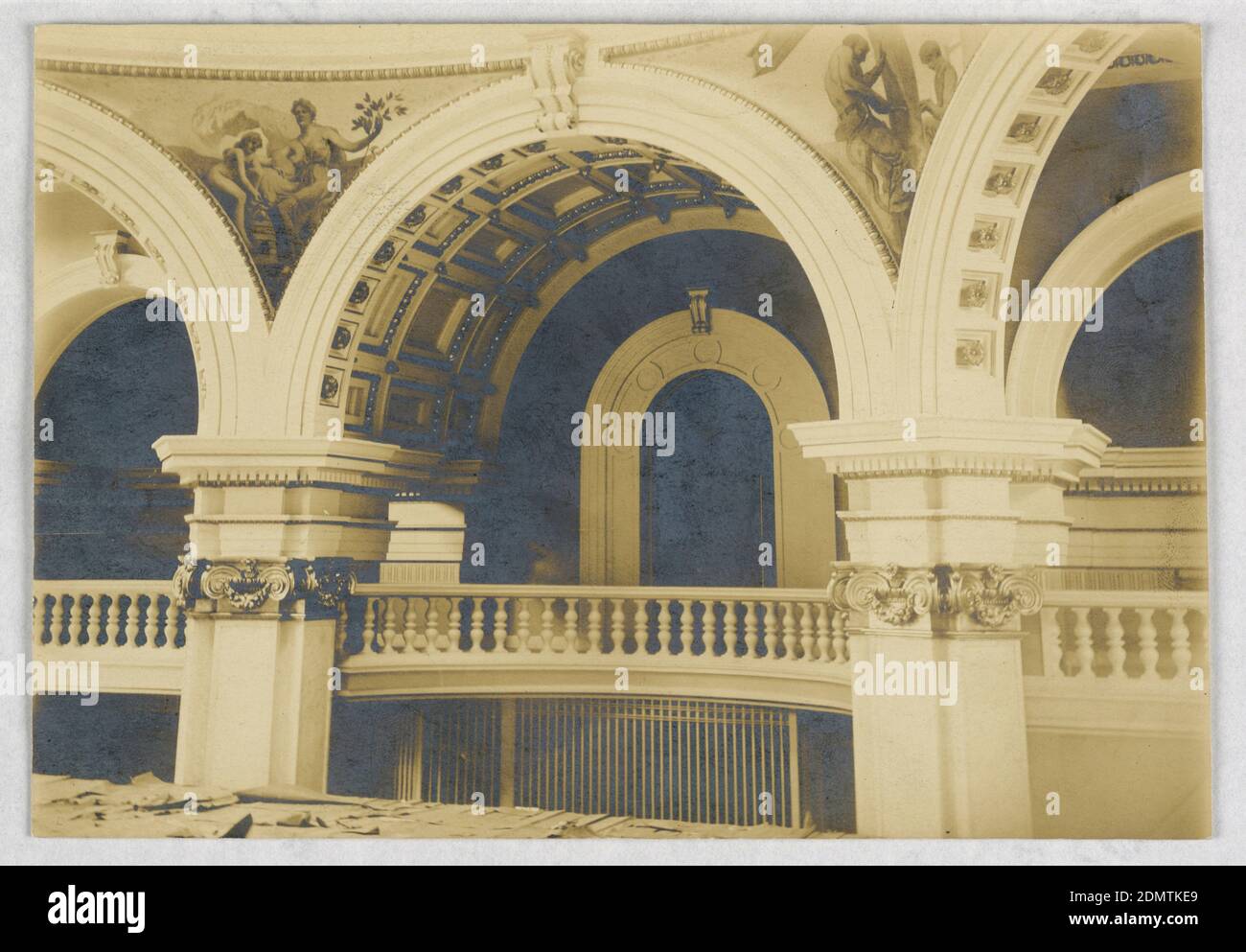 Pendentive decorations hi-res stock photography and images - Alamy