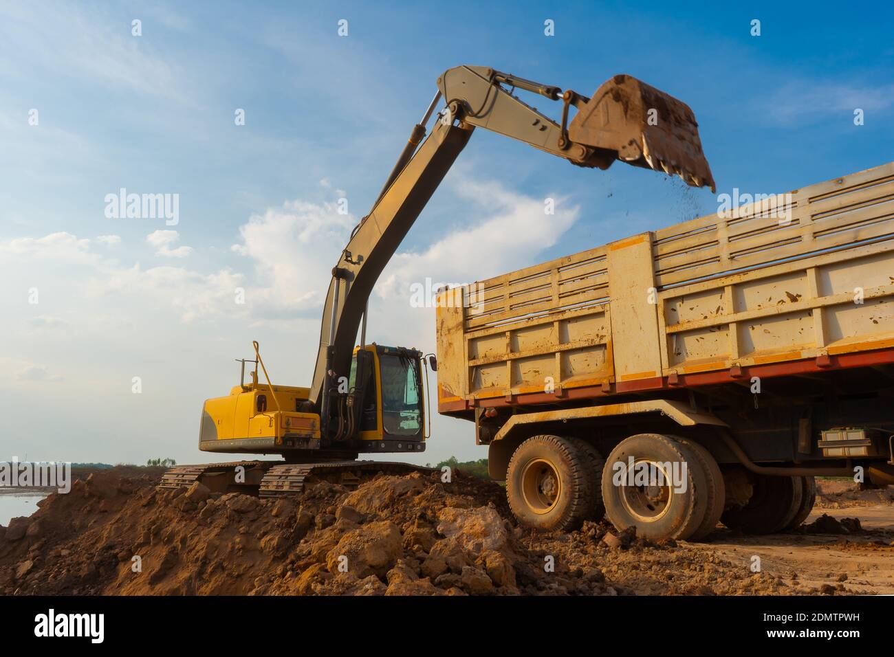 Dirt business digging and dump hi-res stock photography and images - Alamy