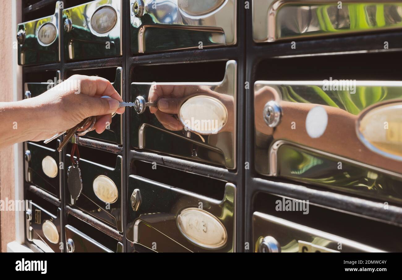 Old writing drawer hi-res stock photography and images - Alamy