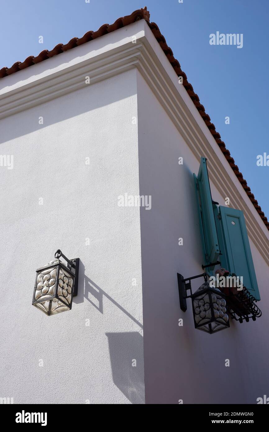 Lamps near window hi-res stock photography and images - Alamy