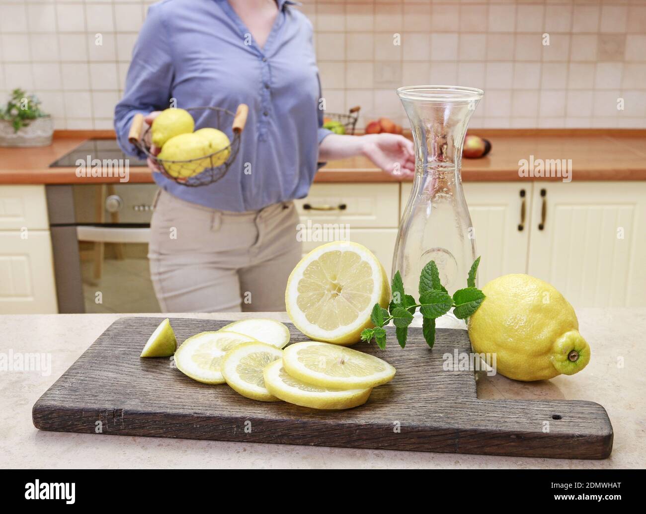 How to make lemonade, step by step, tutorial. Healthy food Stock Photo ...
