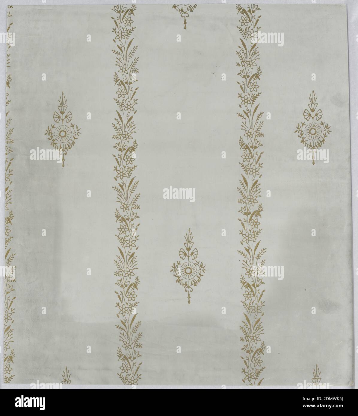 Single symmetrical motif hi-res stock photography and images - Alamy