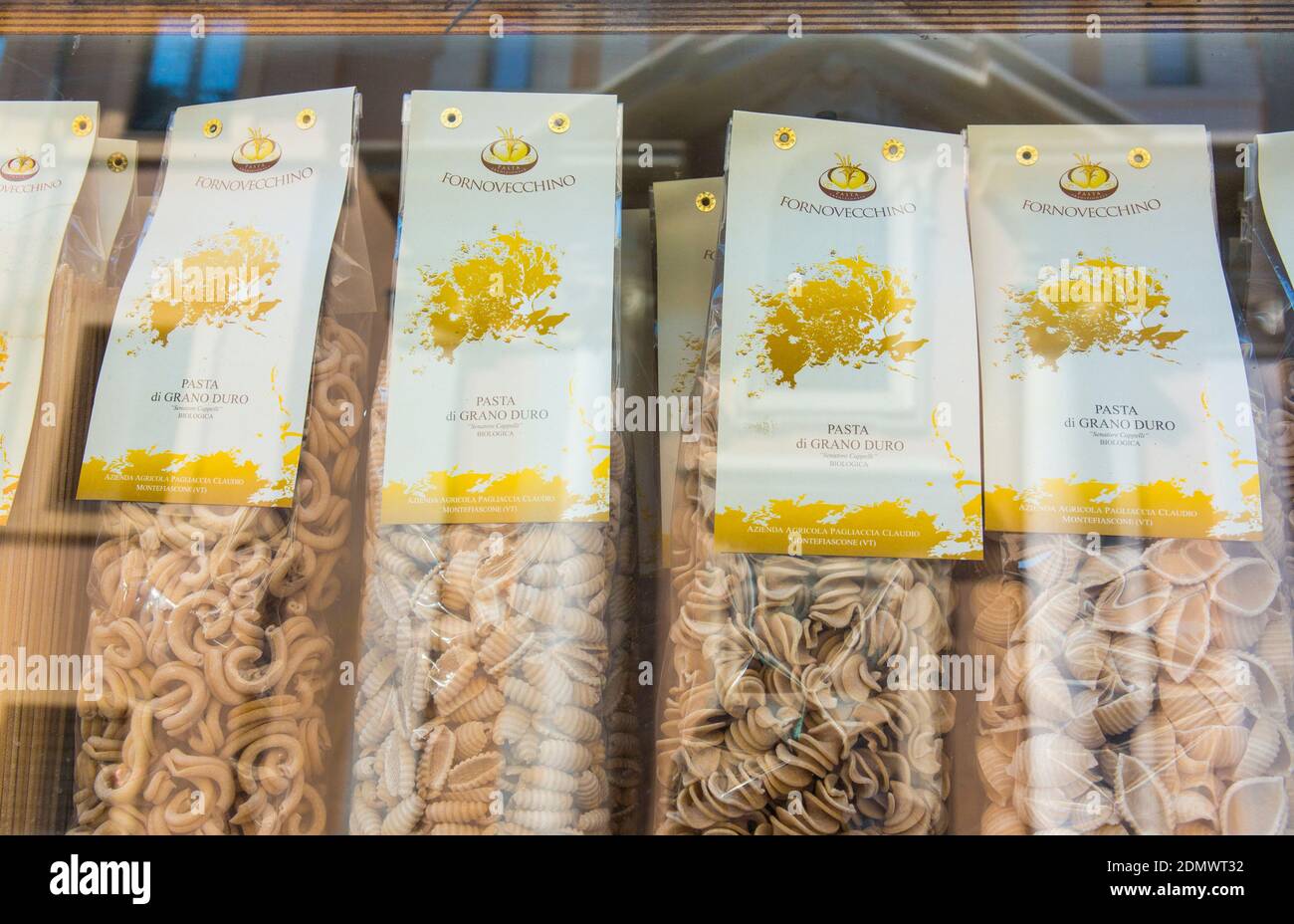 Pasta shop in rome hi-res stock photography and images - Alamy