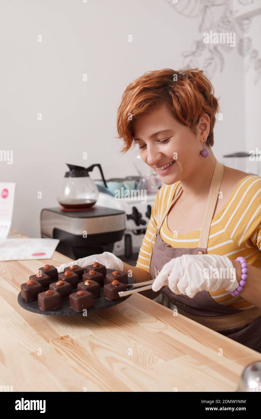 Chocolatier female hi-res stock photography and images - Alamy