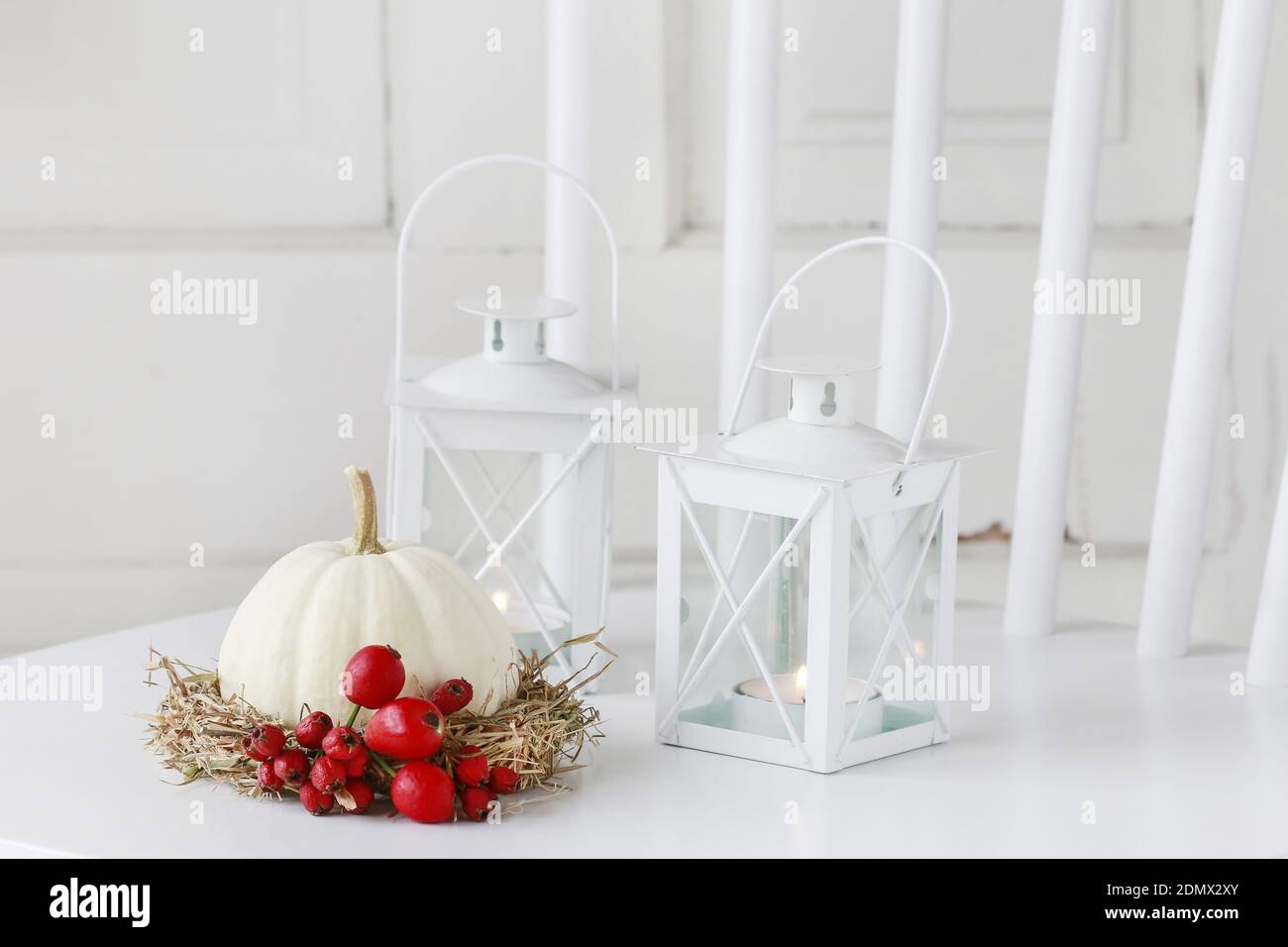 Florist at work: How to make hay wreath decorated with hawthorn berries ...