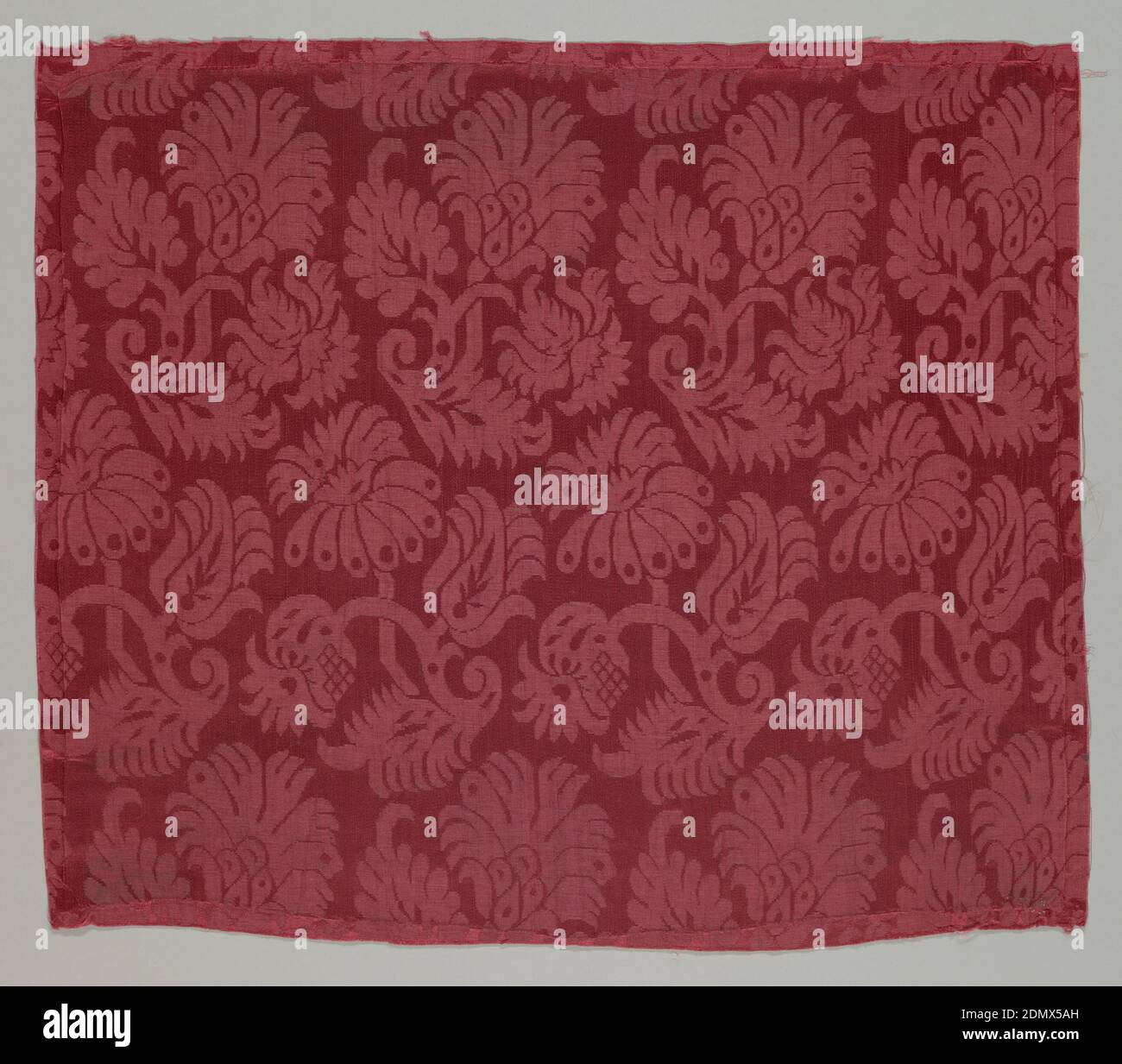 Staggered horizontal rows hi-res stock photography and images - Alamy