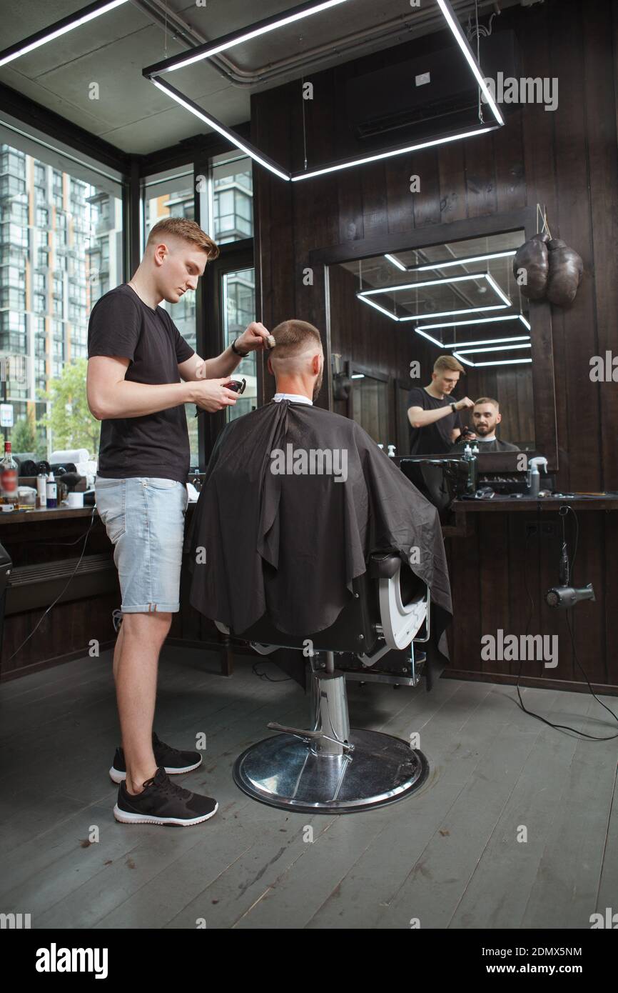 Vertical shot hairdresser tools hi-res stock photography and images - Alamy