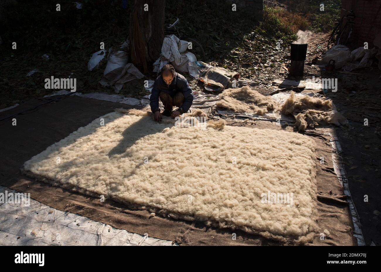 Namda hi-res stock photography and images - Alamy