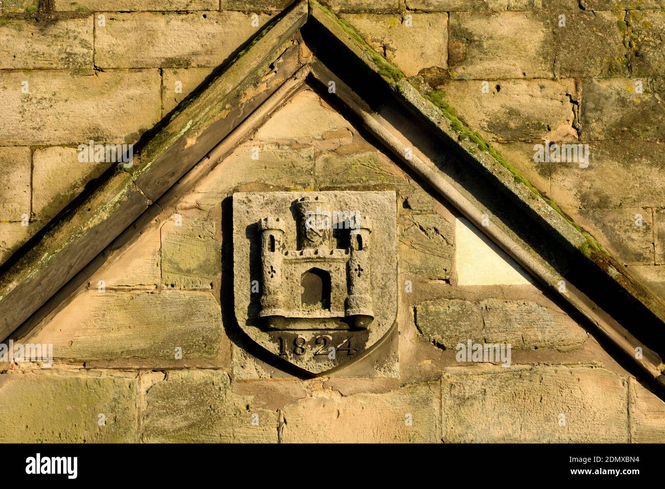 Warwick town coat of arms stonework, St. Paul`s Church, Warwick ...