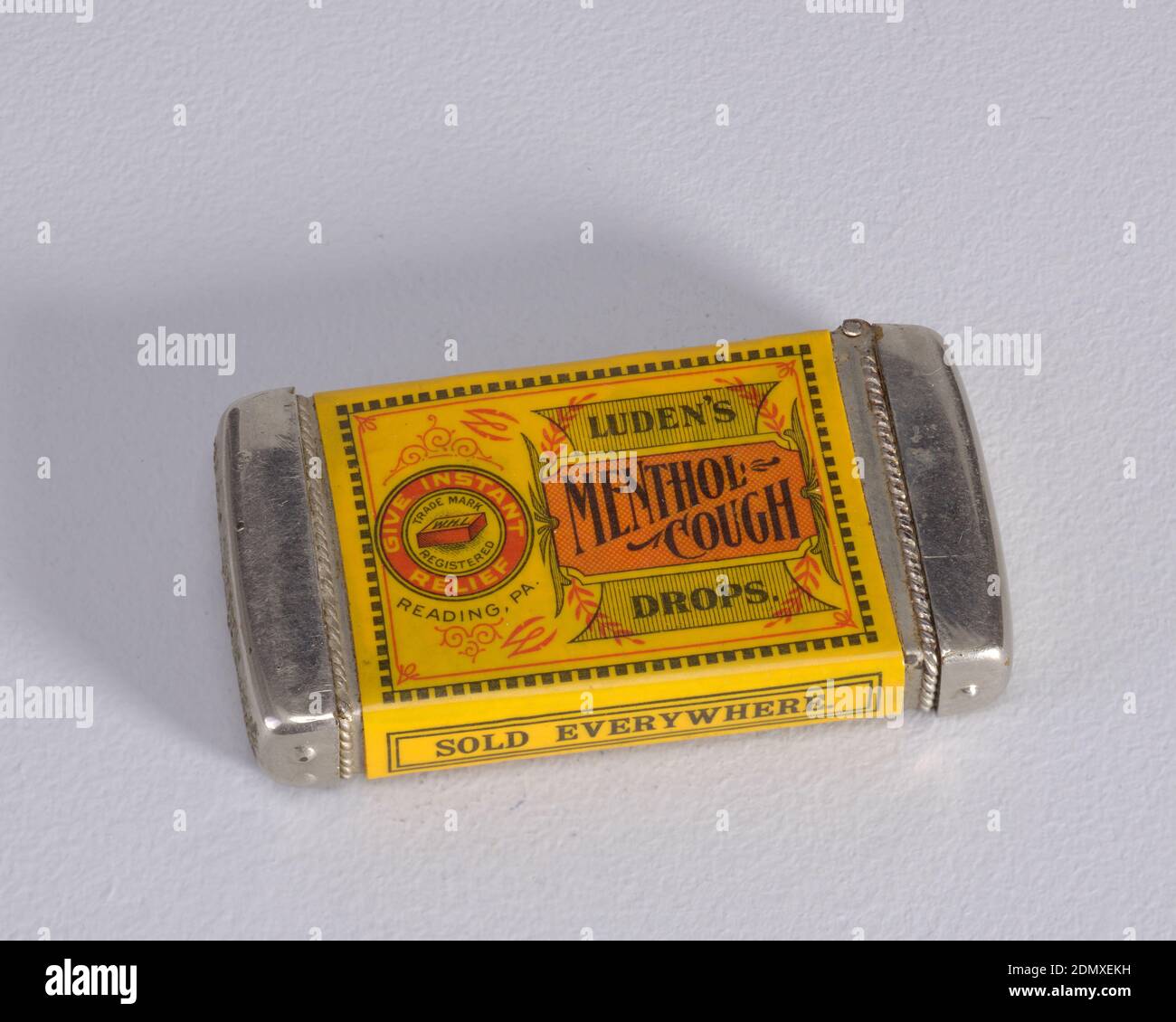 Inscribed ludens menthol cough drops hi-res stock photography and ...