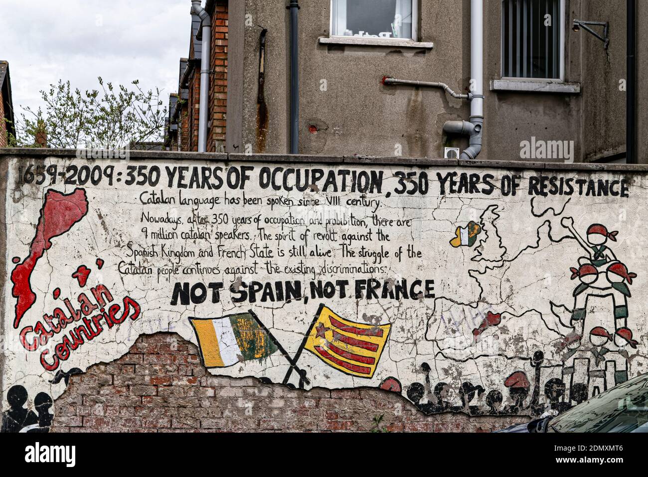 Belfast, Northern Ireland. 1st May, 2016. Graffiti and street art on ...