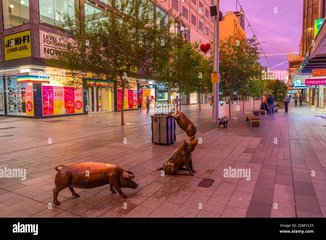 ADELAIDE, AUSTRALIA, JANUARY 5, 2020: A day out Statue at Rundle Mall ...