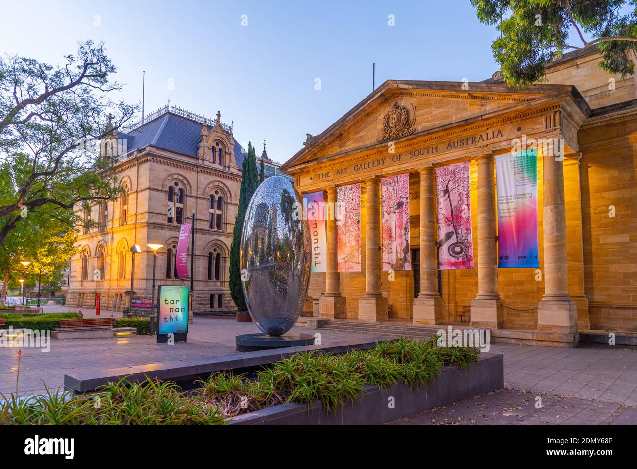Adelaide art gallery hi-res stock photography and images - Alamy