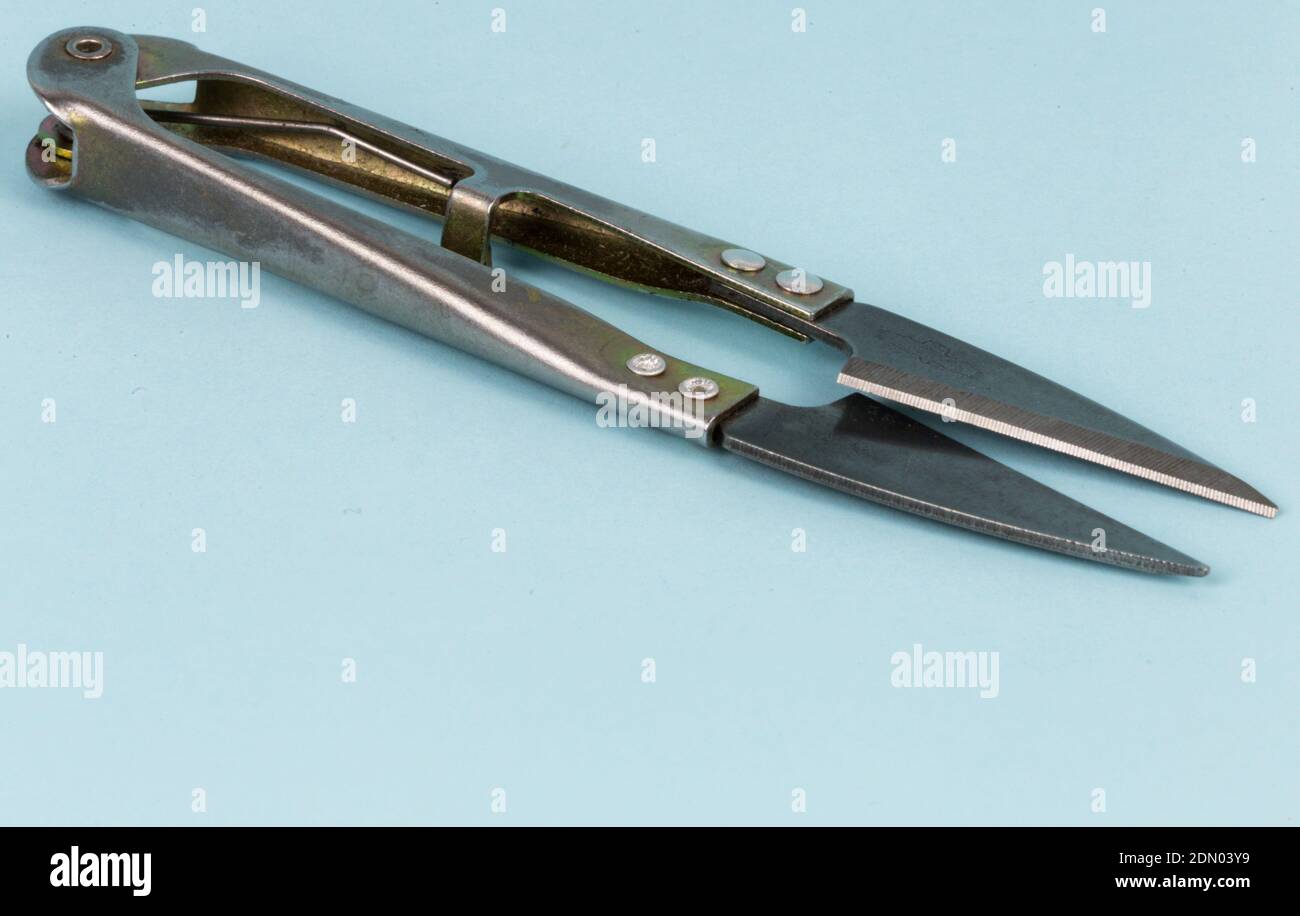 Small scissors for tailor, scissors for tearing and cutting thread ...