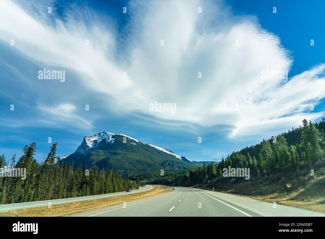 Trans mountain hi-res stock photography and images - Alamy