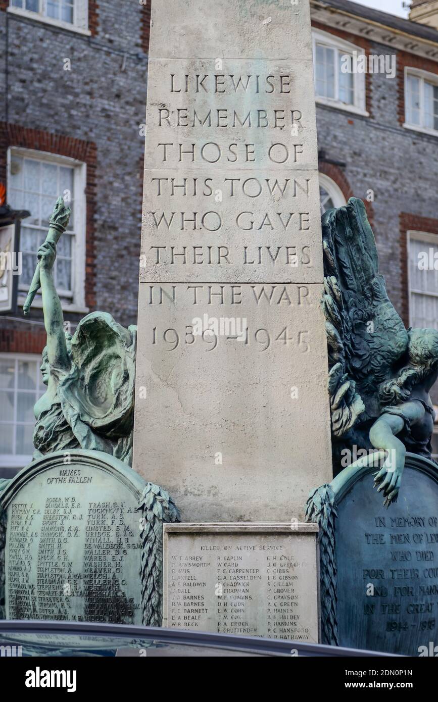 War memorial in lewes hi-res stock photography and images - Alamy