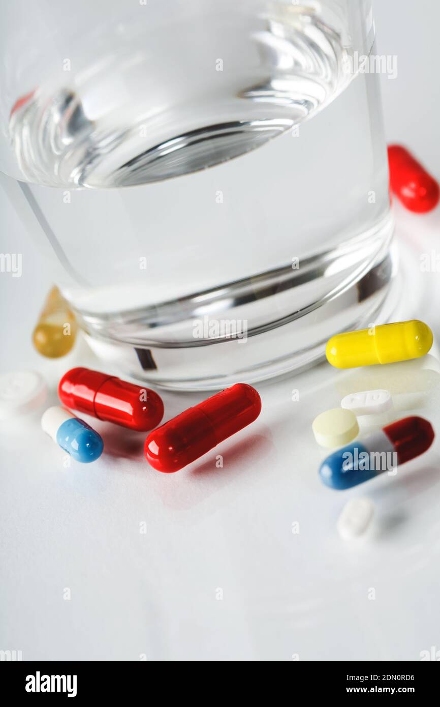 Viral capsule hi-res stock photography and images - Alamy