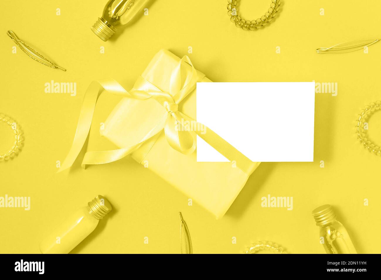 Yellow hair ribbon hi-res stock photography and images - Alamy