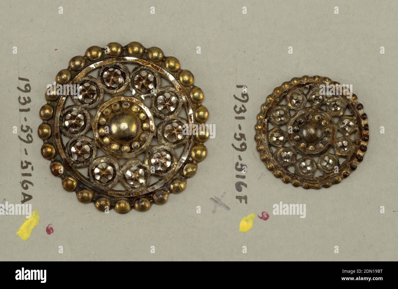 Brass button hi-res stock photography and images - Alamy