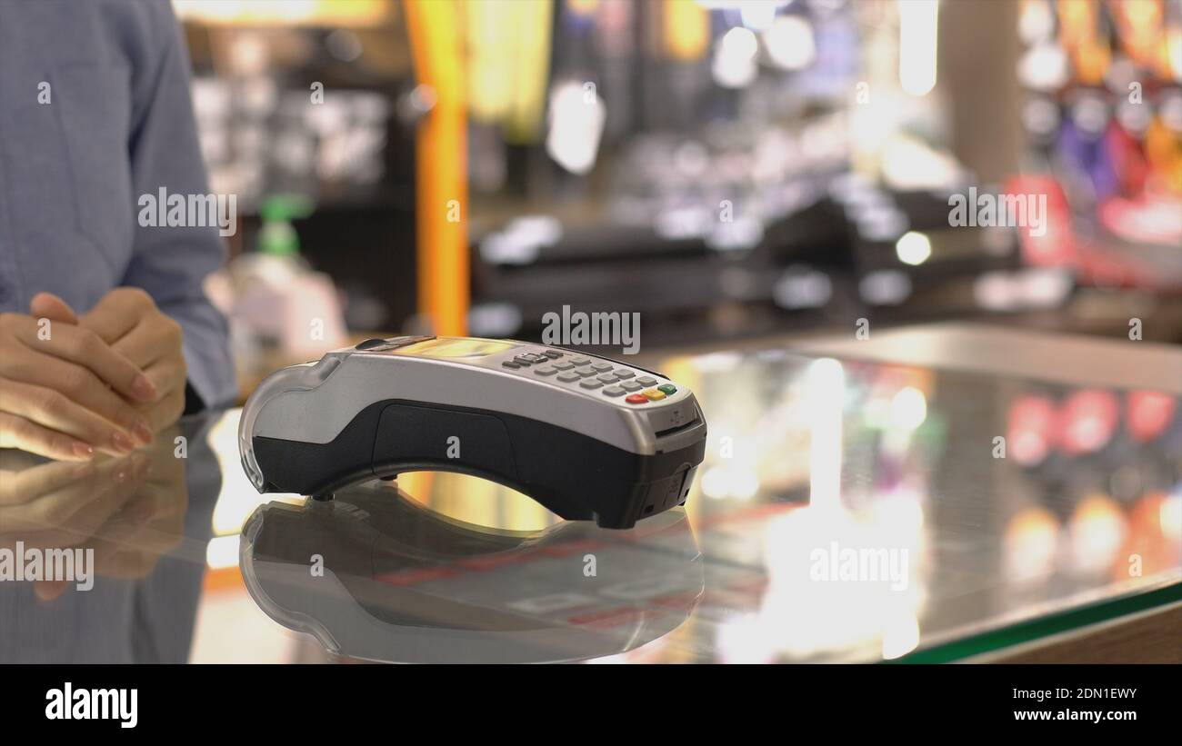 Convenience Store Cashier High Resolution Stock Photography and Images ...