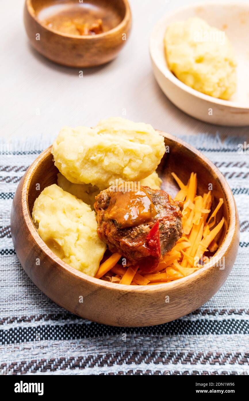 Ugali hi-res stock photography and images - Alamy